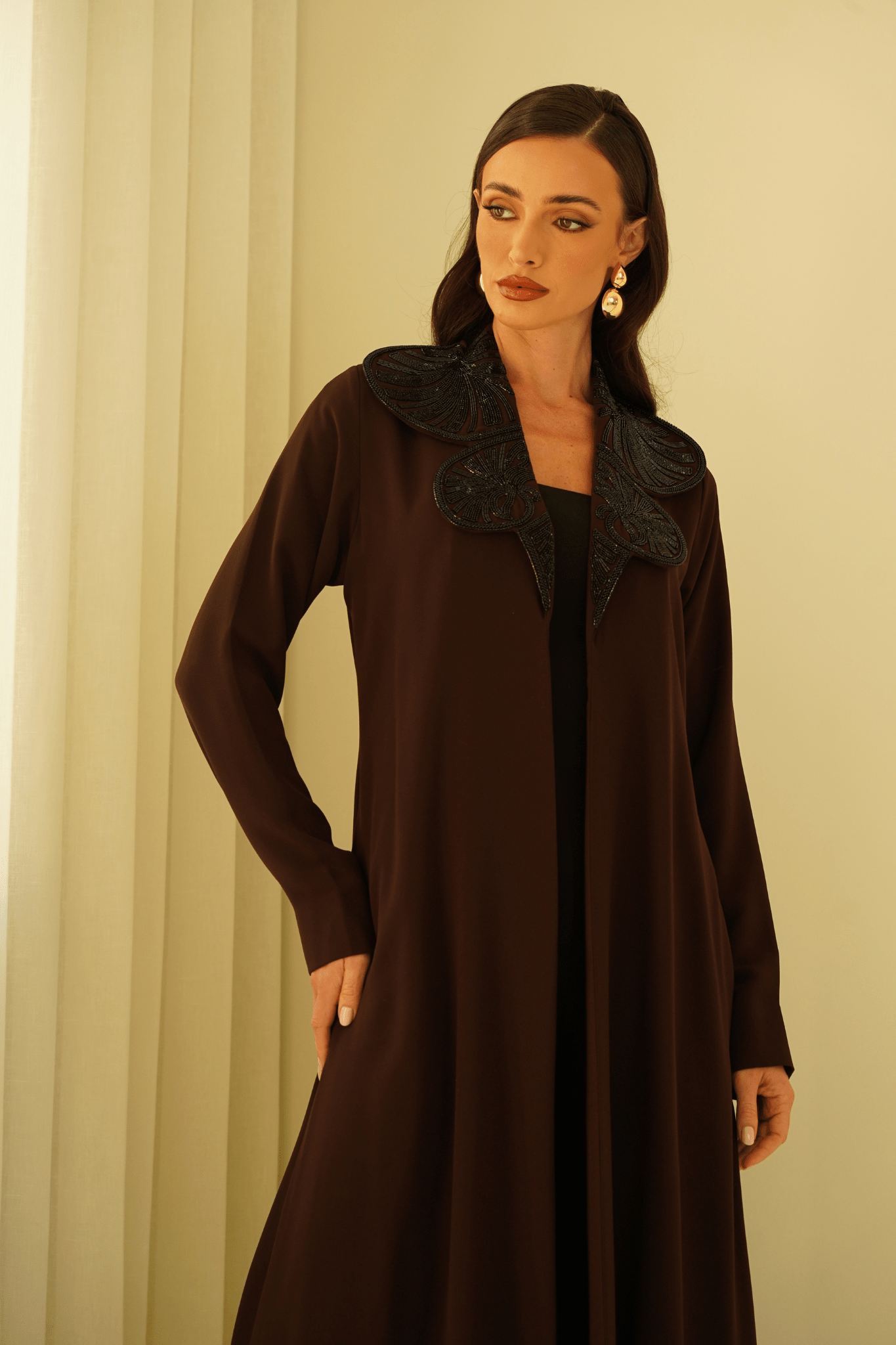 THE REGAL COLLER – Hissa Line